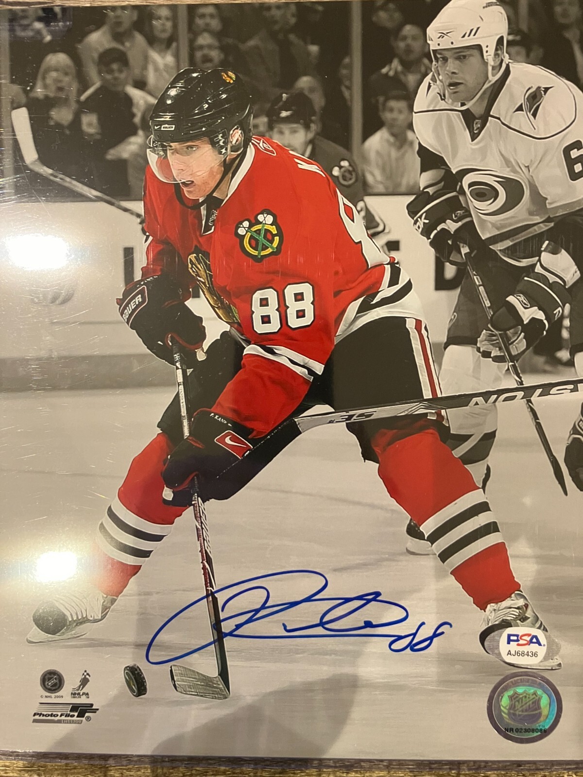 Patrick Kane Autographed Memorabilia | Signed Photo, Jersey ...