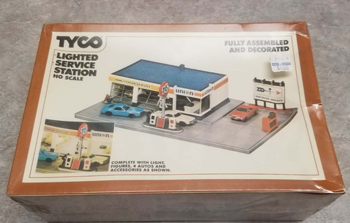 Tyco HO Scale Kit No. 943 Lighted Service Station Union 76 **Sealed ...