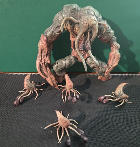 Halo Infection Form Flood And Tank Form Flood Jazwares | eBay