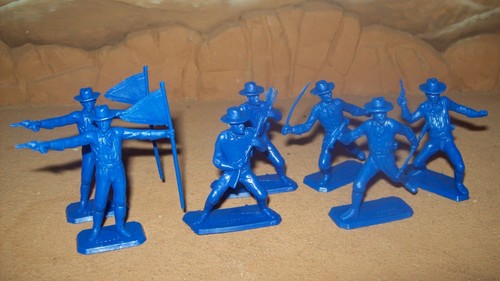 Huge collection find ! Lot of seven ressue Dulcop U. S. Cavalrymen on ...