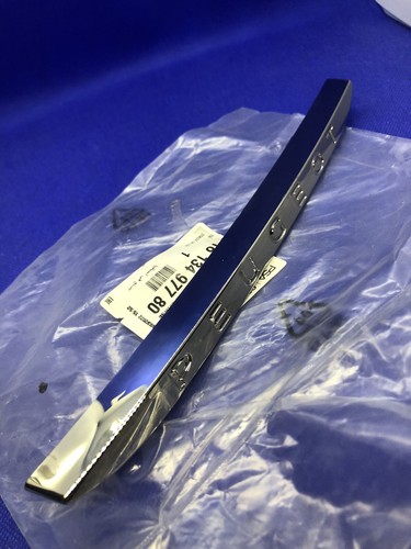 Badge PEUGEOT Logo Chrome Front Bumper PEUGEOT 208 06/14 = 1613497780 ...