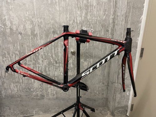 Used Scott Addict R2, Carbon Fiber Road Bike - 2011, 54cm | eBay