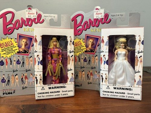 "BARBIE" Bride and Hippie VINTAGE 1995 KEYCHAINS LOT OF 2 NIB Original ...