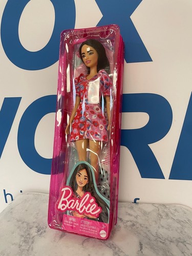 Barbie Fashionistas Doll 177 Black Hair Floral Dress Puffed Sleeves ...