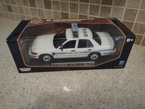Motormax 1:18 Scale Charlotte Mecklenburg Police Ford Crown Victoria ...