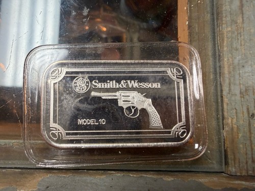 SMITH & WESSON MODEL 10 S&W 1 OZ. .999 FINE SILVER BAR VERY NICE!! | eBay