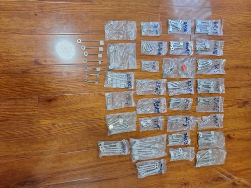 170 Various Assorted Mortice & Pipe Key Blanks Of 30 Different Shapes ...