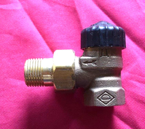 Heimeier Thermostat- Ventilunterteil 1/2 Zoll DN 15 Eck ...