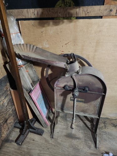Antique Cast Iron Pulley Hand Crank Corn Sheller Corn Shucker | eBay