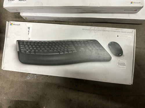 NEW Microsoft Wireless Comfort Desktop 5050 Keyboard + Mouse Combo ...