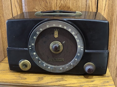 Vintage Zenith Radio Model H725Z1 (See Description) | eBay