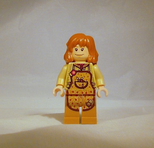 LEGO Harry Potter Molly Weasley Mother Minifigure 4840 Red Hair RARE ...