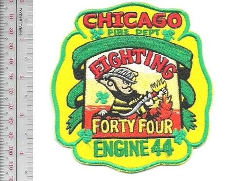 Chicago Fire Department CFD Fire Engine 44 The Fighting 44 Illinois FD ...