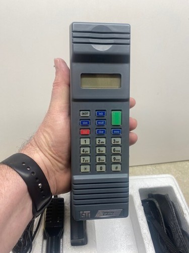 Vintage "THE BRICK" 1ST GTI CP900 80's Handheld Cell Phone New in the ...