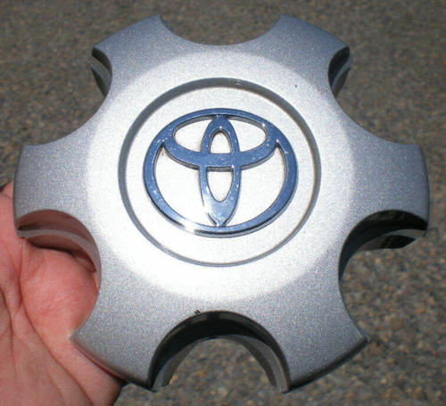 2005 - 2015 Toyota Tacoma 4Runner Silver OEM Center Cap P/N 42603-AD060 ...