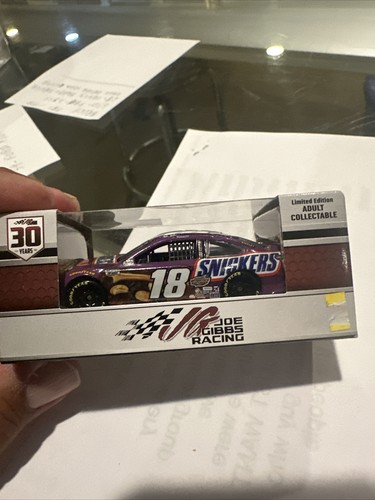 Kyle Busch 2021 #18 SNICKERS Peanut Brownie Joe Gibbs Toyota Camry 1/64 ...