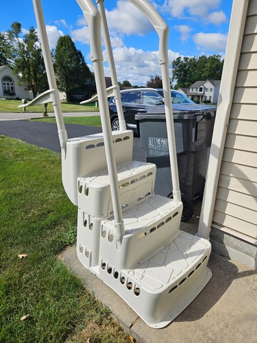 BiltMor 5005PG Above Ground Pool Steps--used one season, with extra top ...