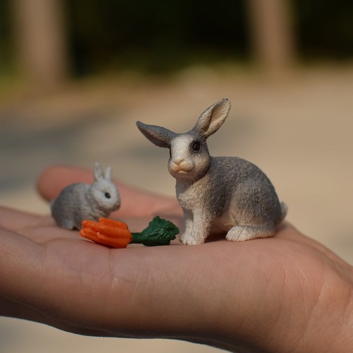 A Big Rabbit & A Little Rabbit 1/6th German Simulation Animal Toy ...