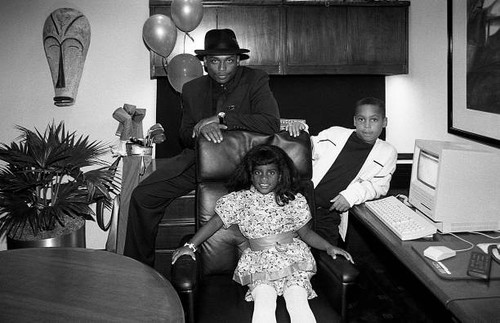 Music producer Terry Lewis poses for photos with his children at t- Old ...