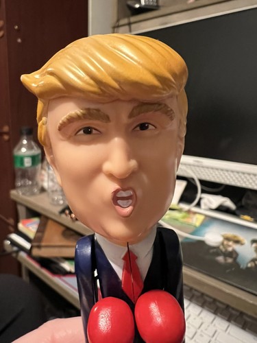 Donald Trump 2016 Boxing Smack Collectible pen arms move+ smack punch ...