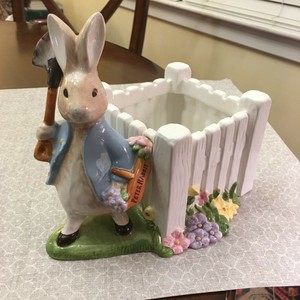 Peter Rabbit Planter In Collectible Planters for sale | eBay