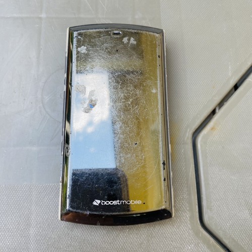 Boost Mobile Sanyo Incognito SCP6760 3G Keyboard Prepaid Flip Silver ...