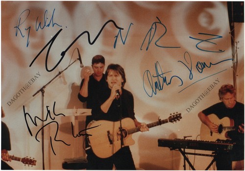 GENESIS Foto FULLY SIGNED Tony Banks Mike Rutherford Land of Confusion ...