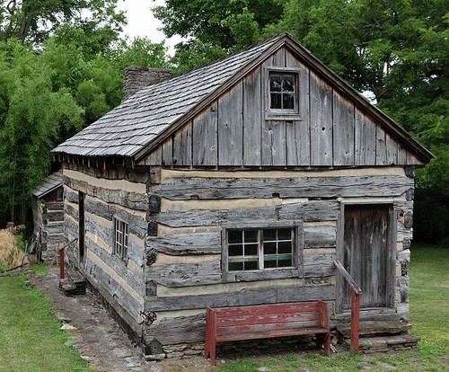 Photo:log cabin home local storekeeper Simon Kenton Old Washington ...