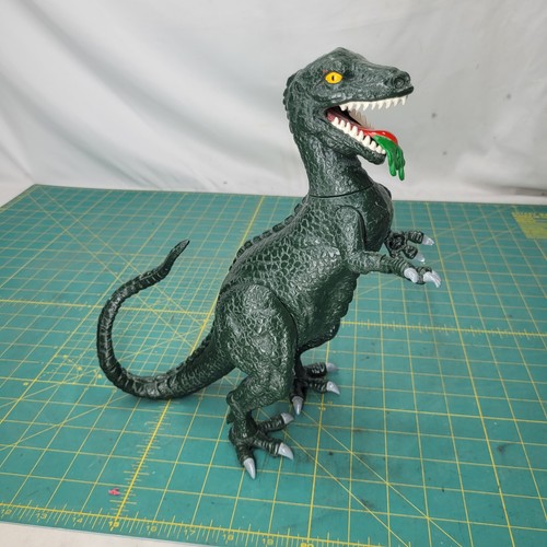 Vintage 1971 Aurora Prehistoric Scenes Allosaurus Original Model Kit ...