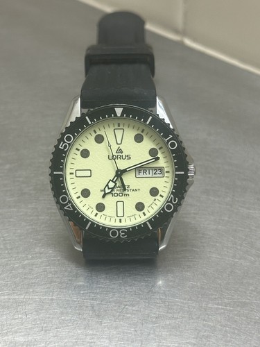LORUS by SEIKO Y143-8040 Full Lume Dive Watch Unique And Rare Next for ...