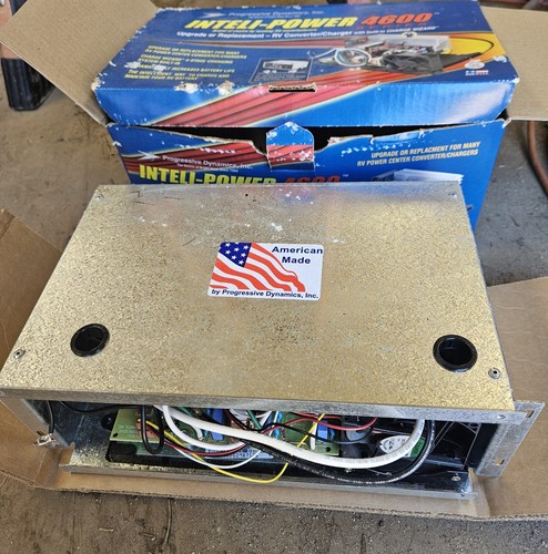 Progressive Dynamics PD4645V 4600 Inteli-power 45 Amp RV Converter ...