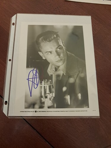 RIVER PHOENIX SIGNED PHOTO - 8X10 BLACK AND WHITE - COA STICKEL ...