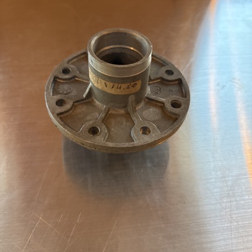 Briggs’s 58124 Spindle Housing Quill Casting RH Fits Murray 58124 Bin 1 ...