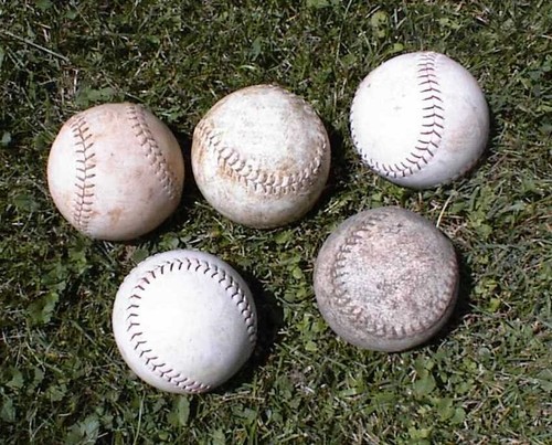 John Deere(98-17-11) - 5 Used Softballs | eBay