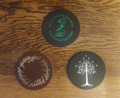 OFFICIAL 3 x LEATHER COASTER SET lord of the rings weta hobbit green ...