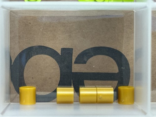 LEGO Parts - Pearl Gold Technic, Liftarm Thick 1 x 1 (Spacer) - No ...