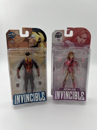 McFarlane Invincible Mark/Eve Set Limited Edition Action Figure Bloody ...