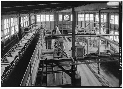 Harbison-Walker Refractories Company, Molding Room, West end of Shirley ...