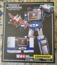 Transformers Masterpiece Soundwave MP-13