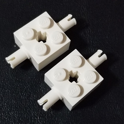 LEGO 2x2 Brick with Pins & Axle hole White Part 30000 / 65514 LOT OF 2 ...