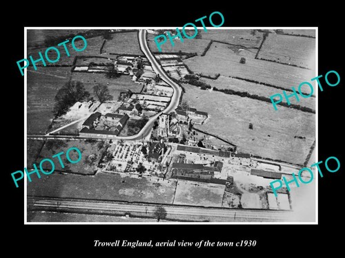 OLD 8x6 HISTORIC PHOTO TROWELL ENGLAND AERIAL VIEW OF THE TOWN c1930 ...