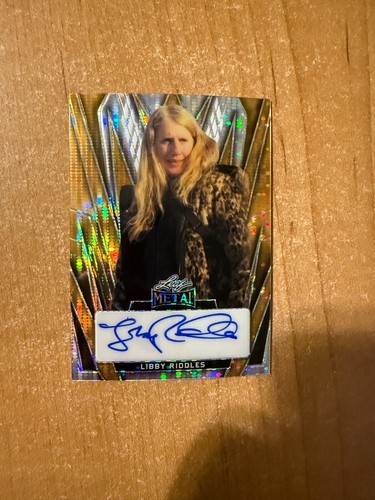 2024 Leaf Women of Sport - Libby Riddles - Gold Pulsar Refractor Auto # ...