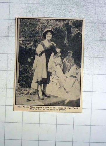 1959 Miss Anona Winn Makes A Joke Opening St Just Parish Church Fete | eBay