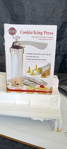 Norpro Cookie/Icing press 3300 (4) Icing tips (22) cookie discs | eBay