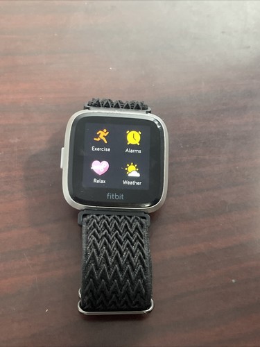 Fitbit Versa Lite FB415 Fitness Smartwatch-silver Case Adjustable Black ...