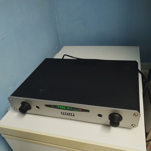 Roksan Caspian Roksan Caspian precision FM Stereo Tuner Hi-Fi Separate ...