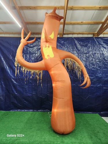 13ft Gemmy Airblown Inflatable Prototype Wimsy Tree #224580-2 | eBay