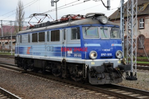 PHOTO POLISH RAILWAYS - PKP CLASS EP07 NO EP07-1018 VIEW 2 (WITH RIBBED ...