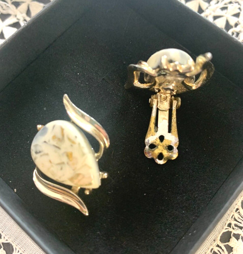 Coro ivory with flecks of gray and brown clip-on earrings in gift box ...
