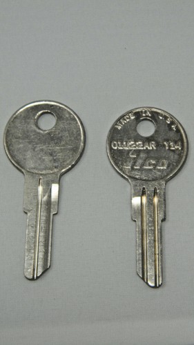 Pair of Delta Tool Box Key Blanks Ilco Y14- Free Code Cutting- Replaces ...